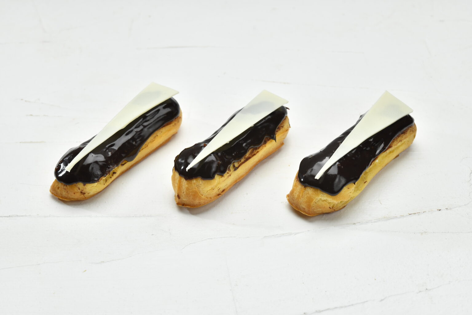 Double Chocolate Éclair - Green Cabin